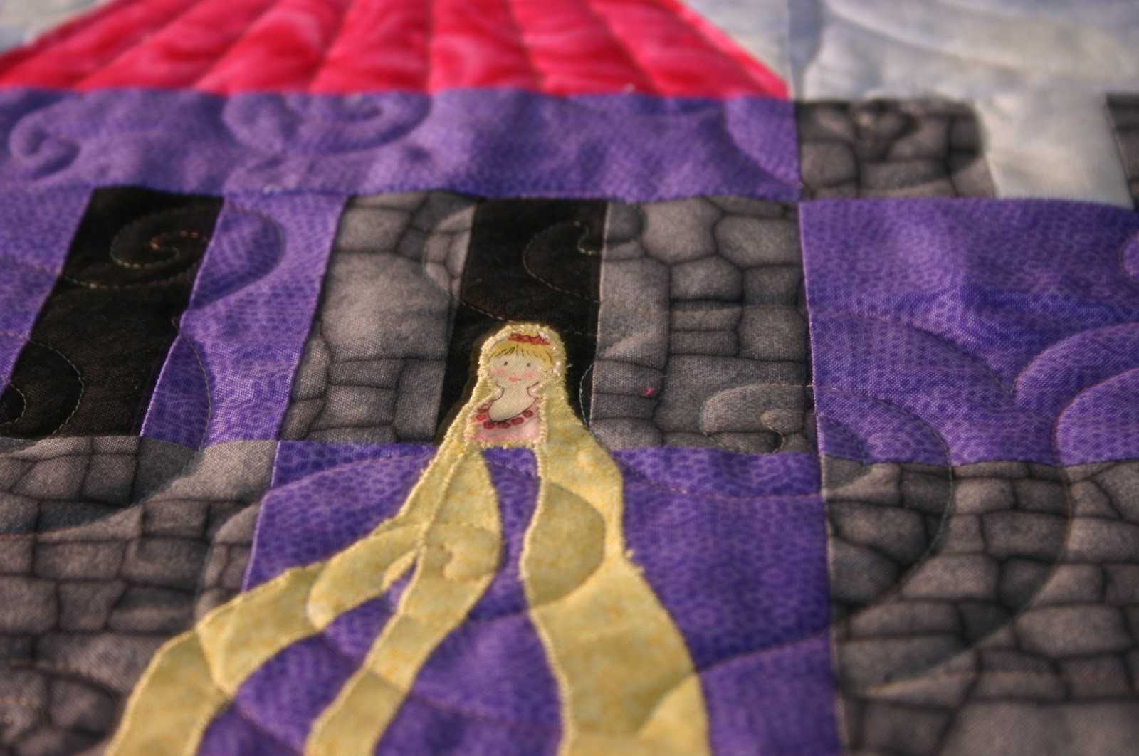 Three Bears Quilting: Linda's Rapunzel Quilt is finished!