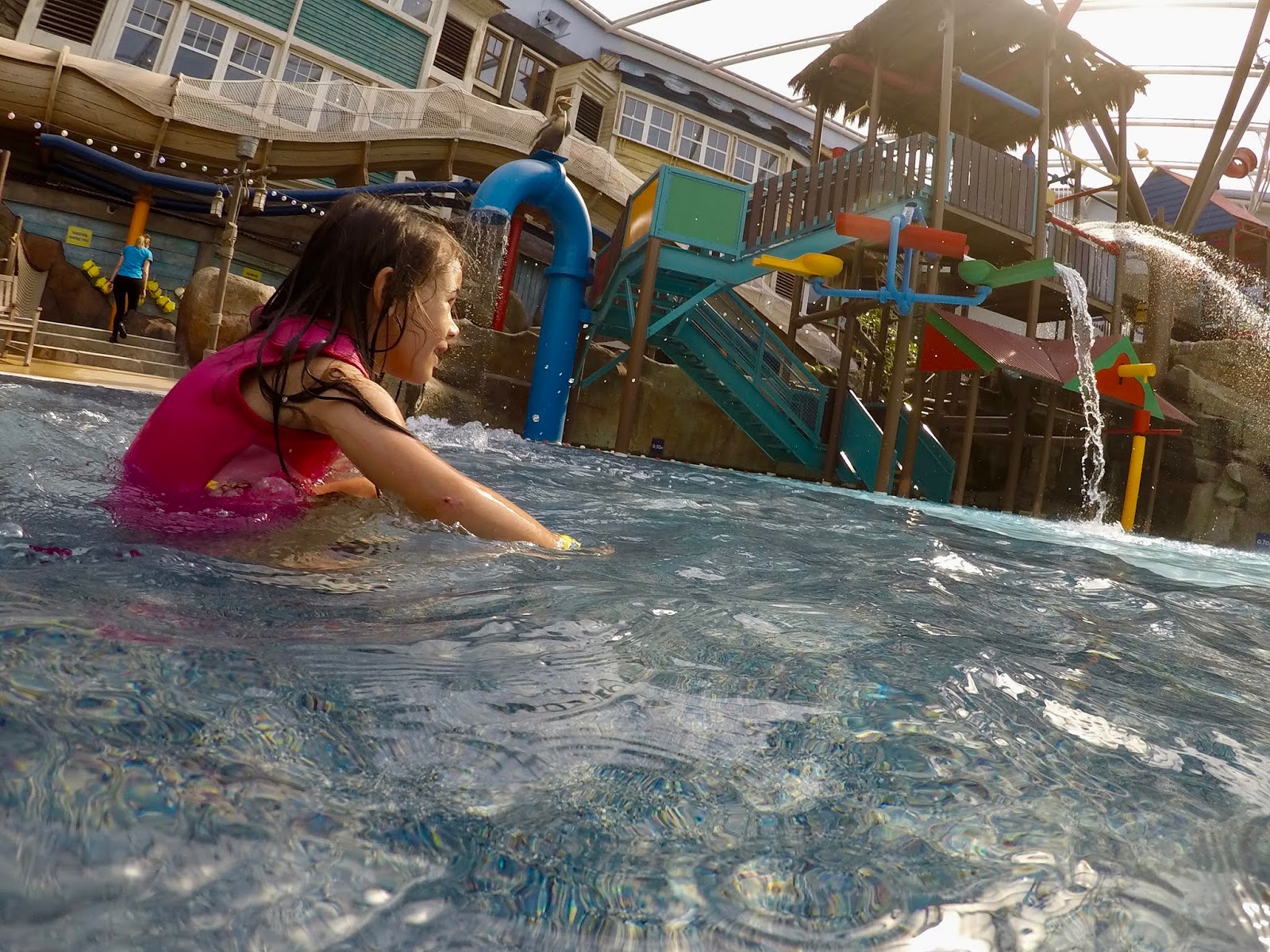 Enjoying Splash Landings with Konfidence | Kerry Louise Norris