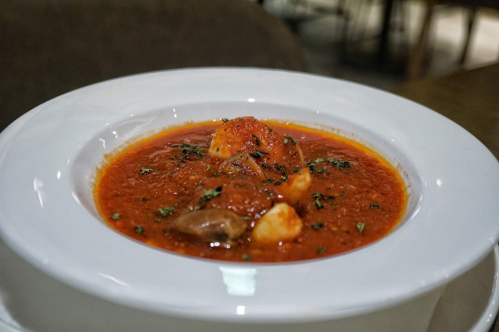 What Mary Loves: First Bite: La Vita Ristorante Italiano