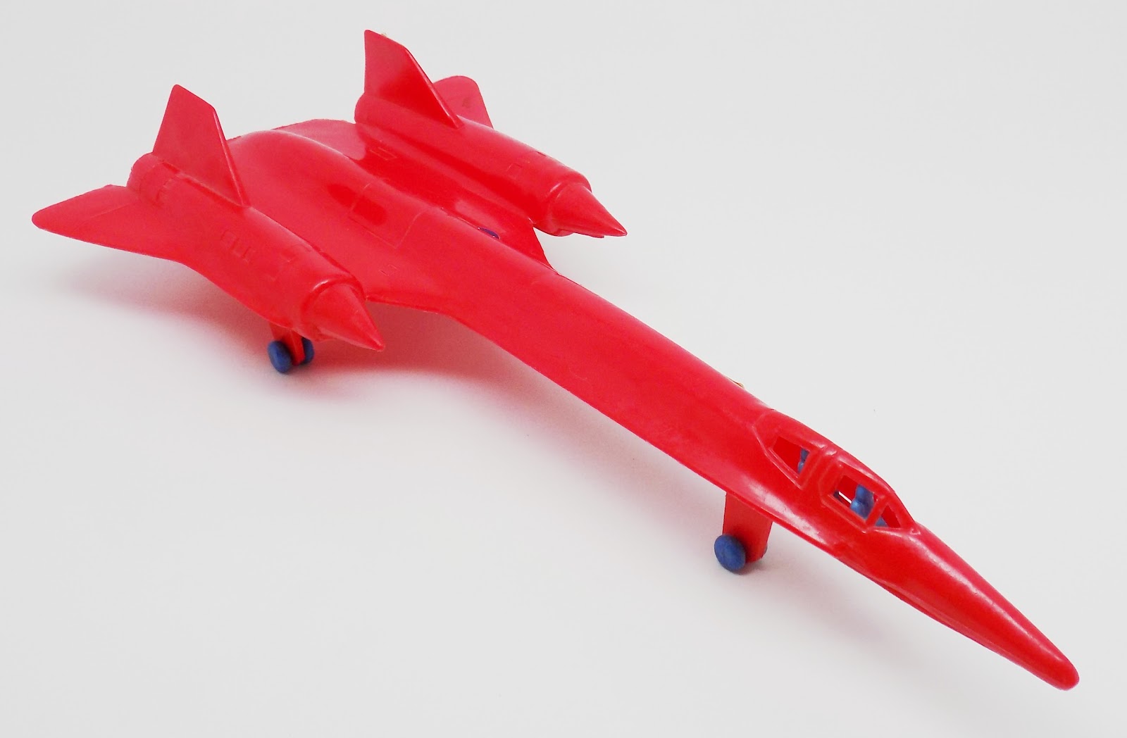 Toys and Stuff: Gay Toys (or Processed Plastic?) SR-71 - Red SP