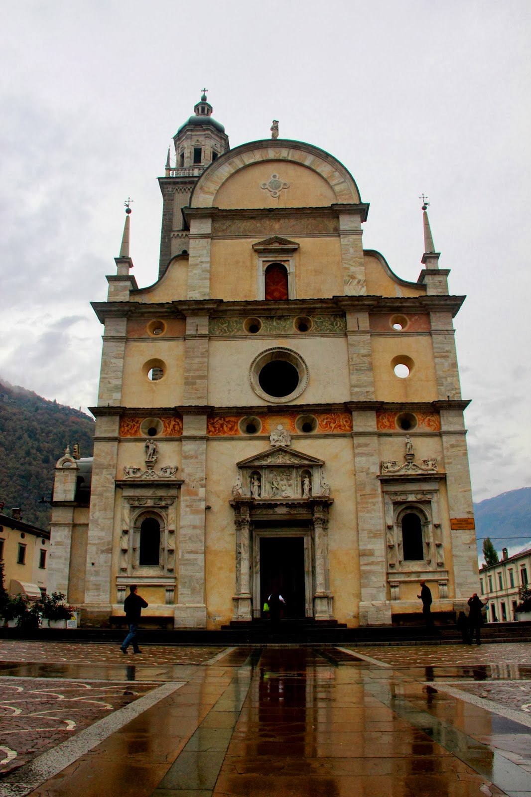 Confessions of a Wanderlass