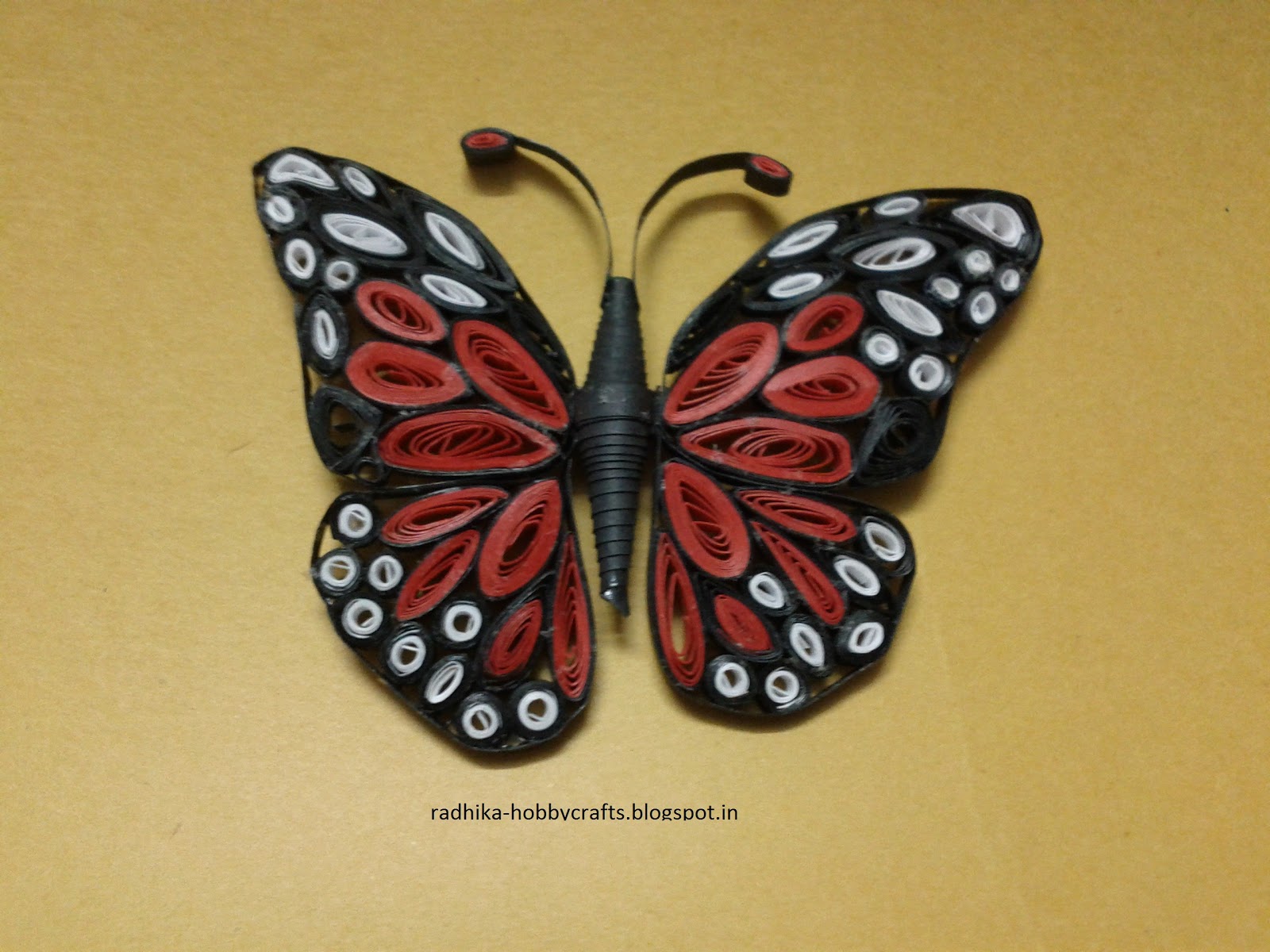 Hobby Crafts :): Quilled monarch butterfly