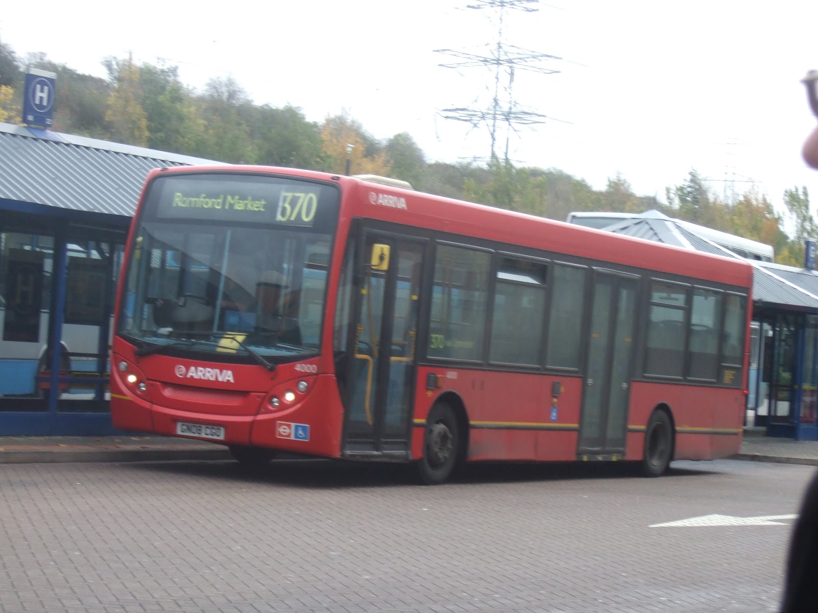 London buses one bus at a time: the return: The Number 370 Route