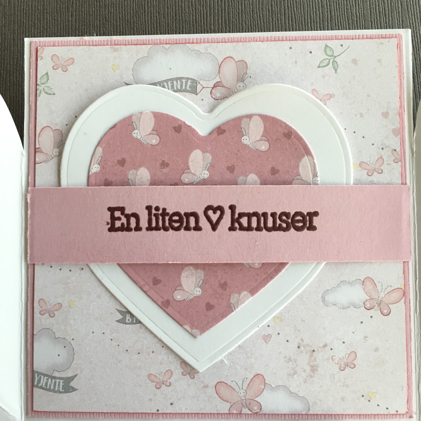 Scrappiness: Eksplosjonsboks med bamsehjørner, til en liten hjerteknuser.