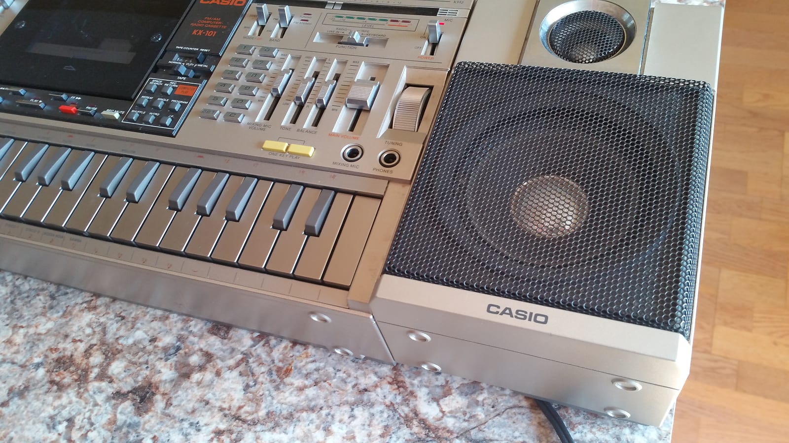 MATRIXSYNTH: Casio KX101 Vintage Synthesizer Boombox