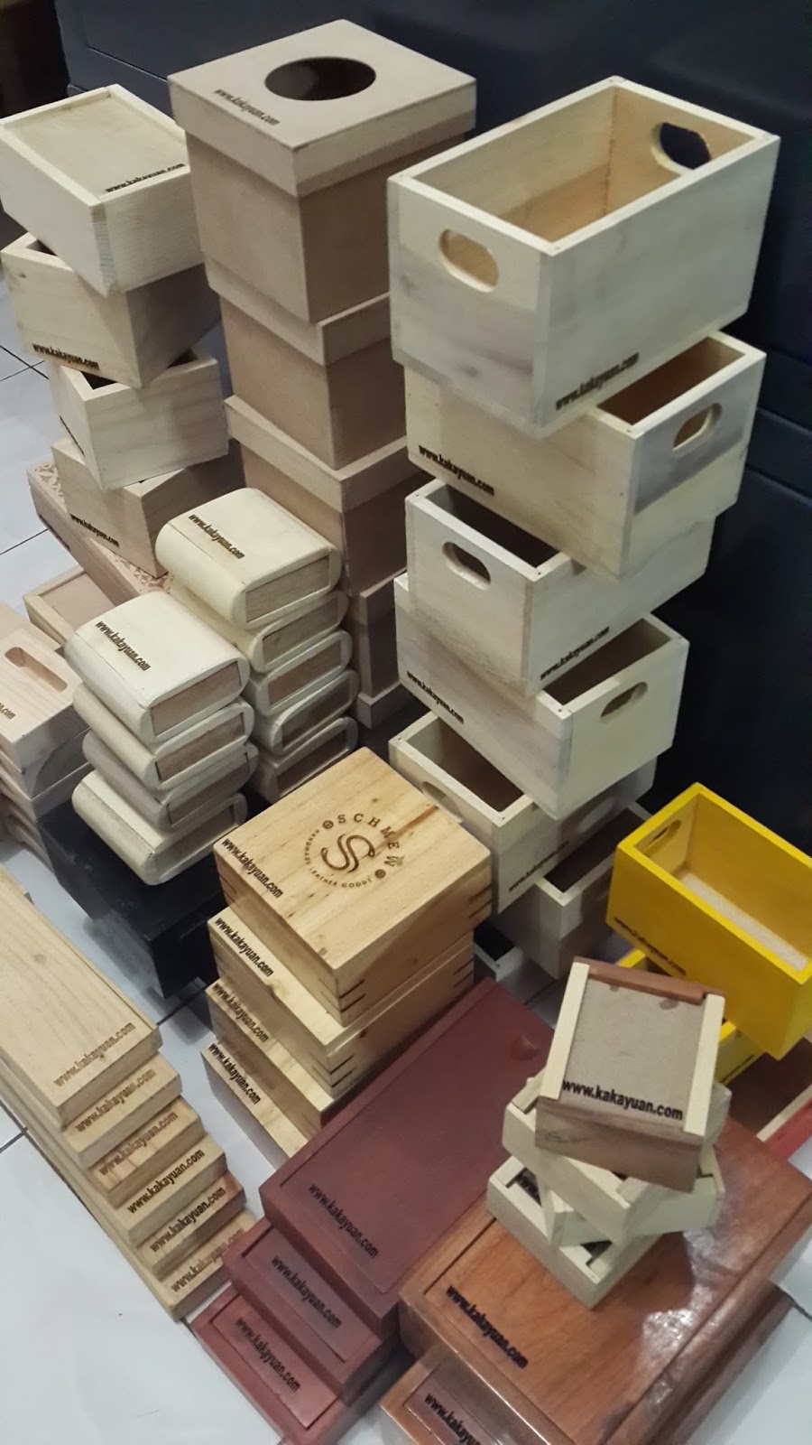 Box Kayu Unix | Kakayuan Interior