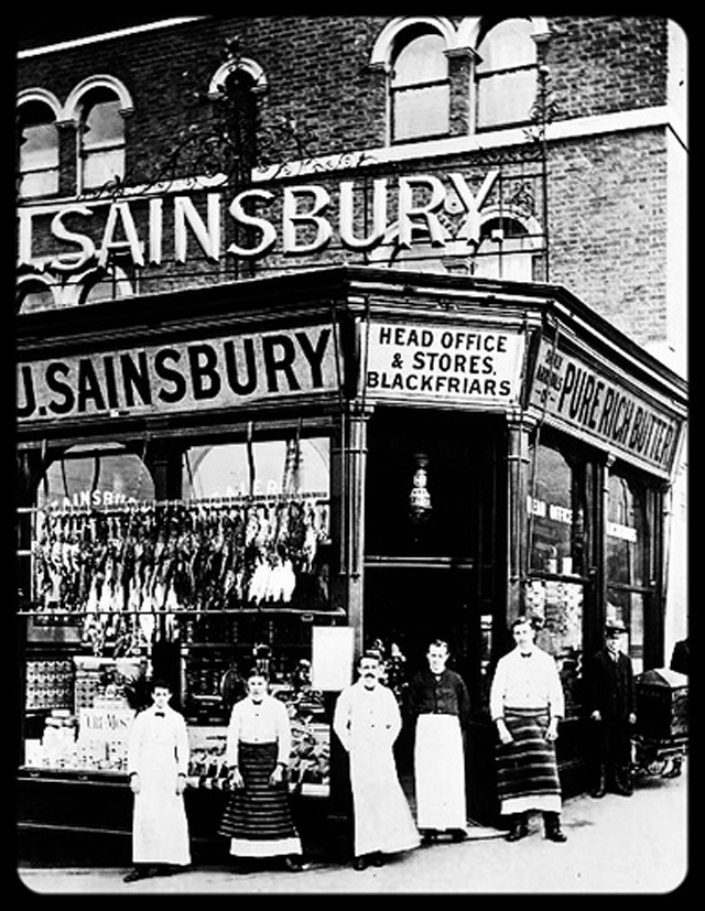 Interesting Photographs Capture People Standing in Front of Stores Over ...