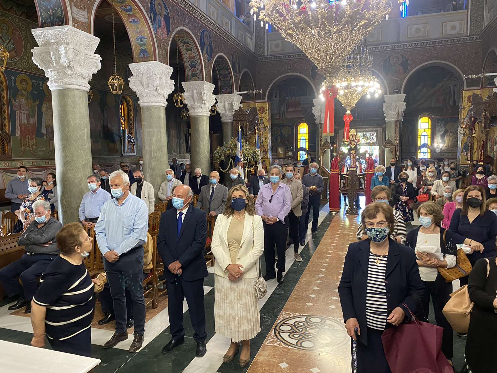 ΙΕΡΟΣ ΝΑΟΣ ΑΓΙΩΝ ΙΣΑΠΟΣΤΟΛΩΝ ΚΩΝΣΤΑΝΤΙΝΟΥ ΚΑΙ ΕΛΕΝΗΣ ΛΑΡΙΣΑΣ