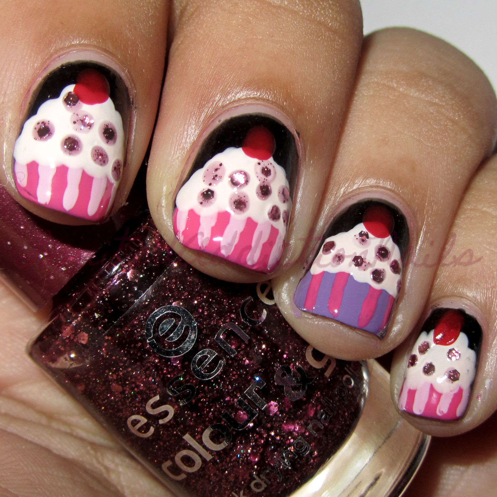 LimitedAddictionNails: Cupcake nails + How To