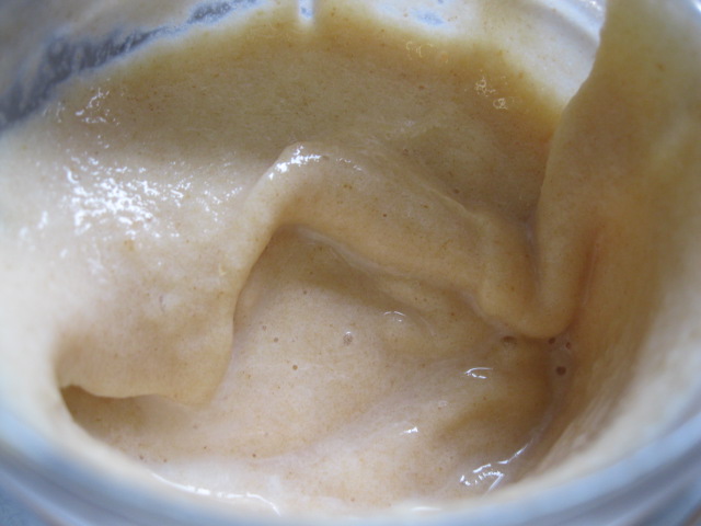 Daily happiness: Kem Sa-Pô-Chê -- Sapodilla ice cream