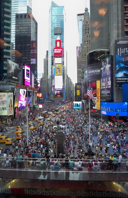 The Hopeful Traveler: The View from the R Lounge at Two Times Square