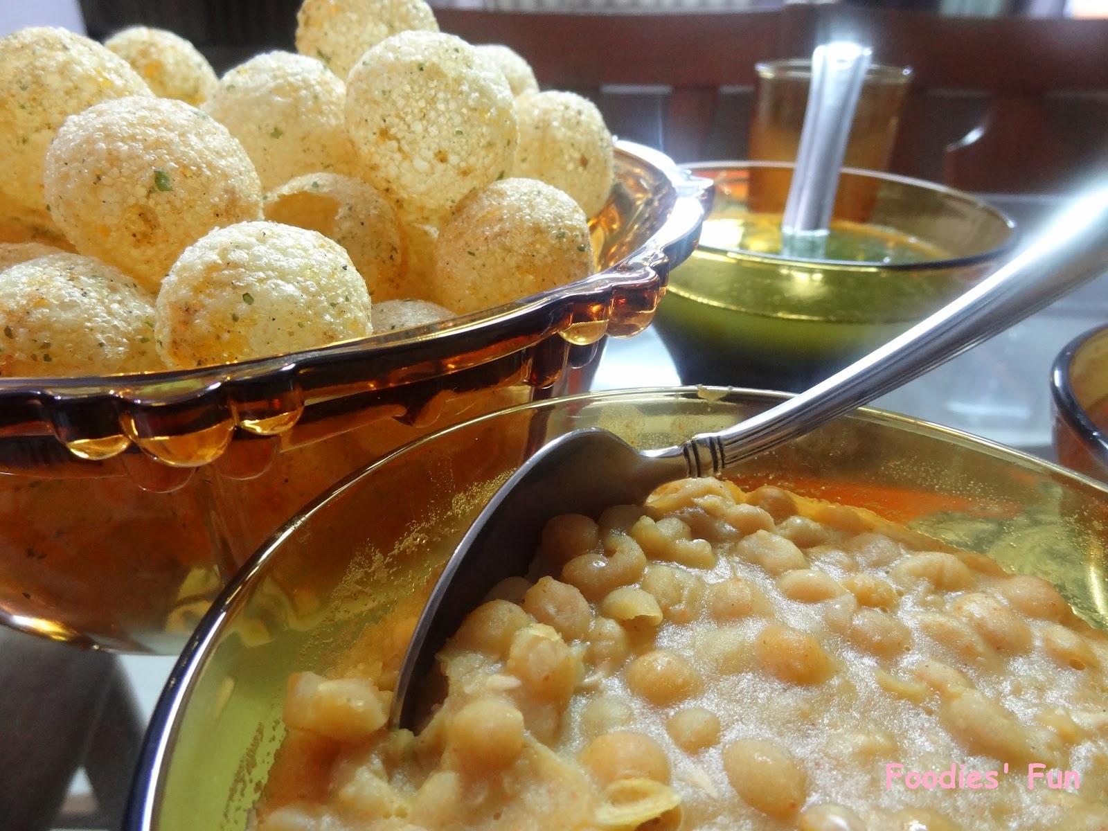 Foodies' Fun...: Pani Puri