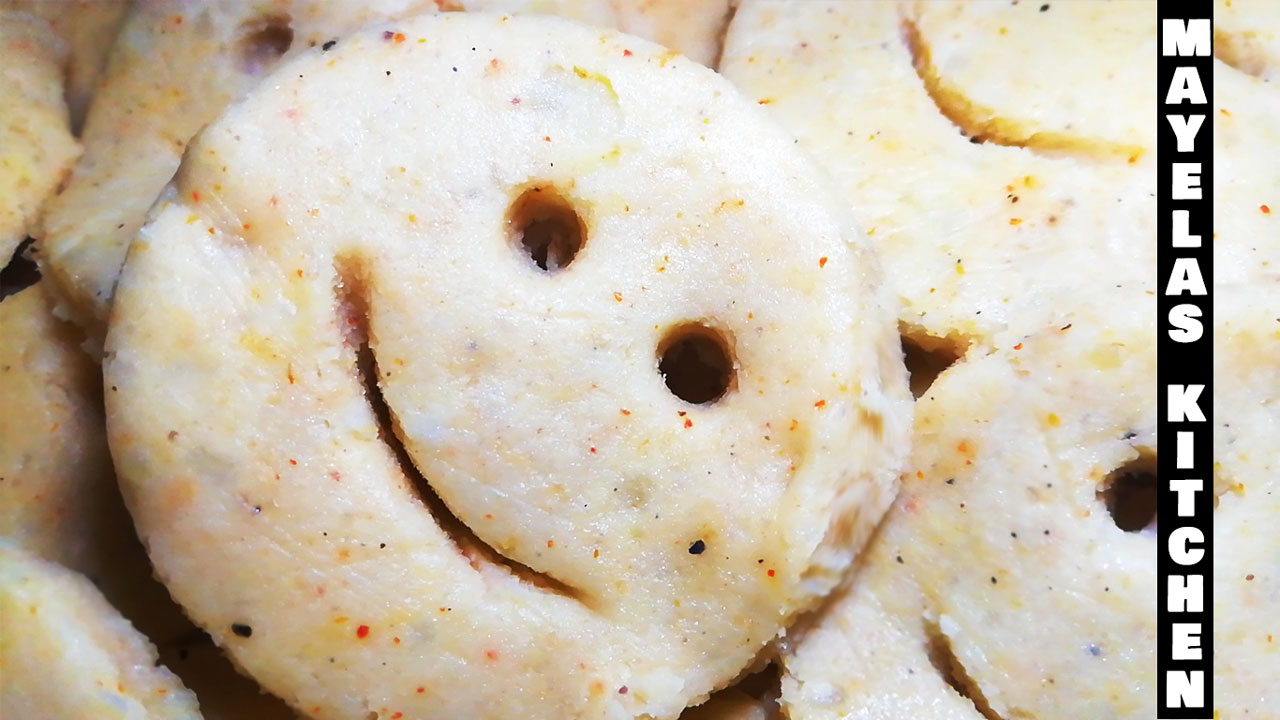 Smiley Face Potatoes | Kids Special by Mayelas Kitchen - Mayelas ...