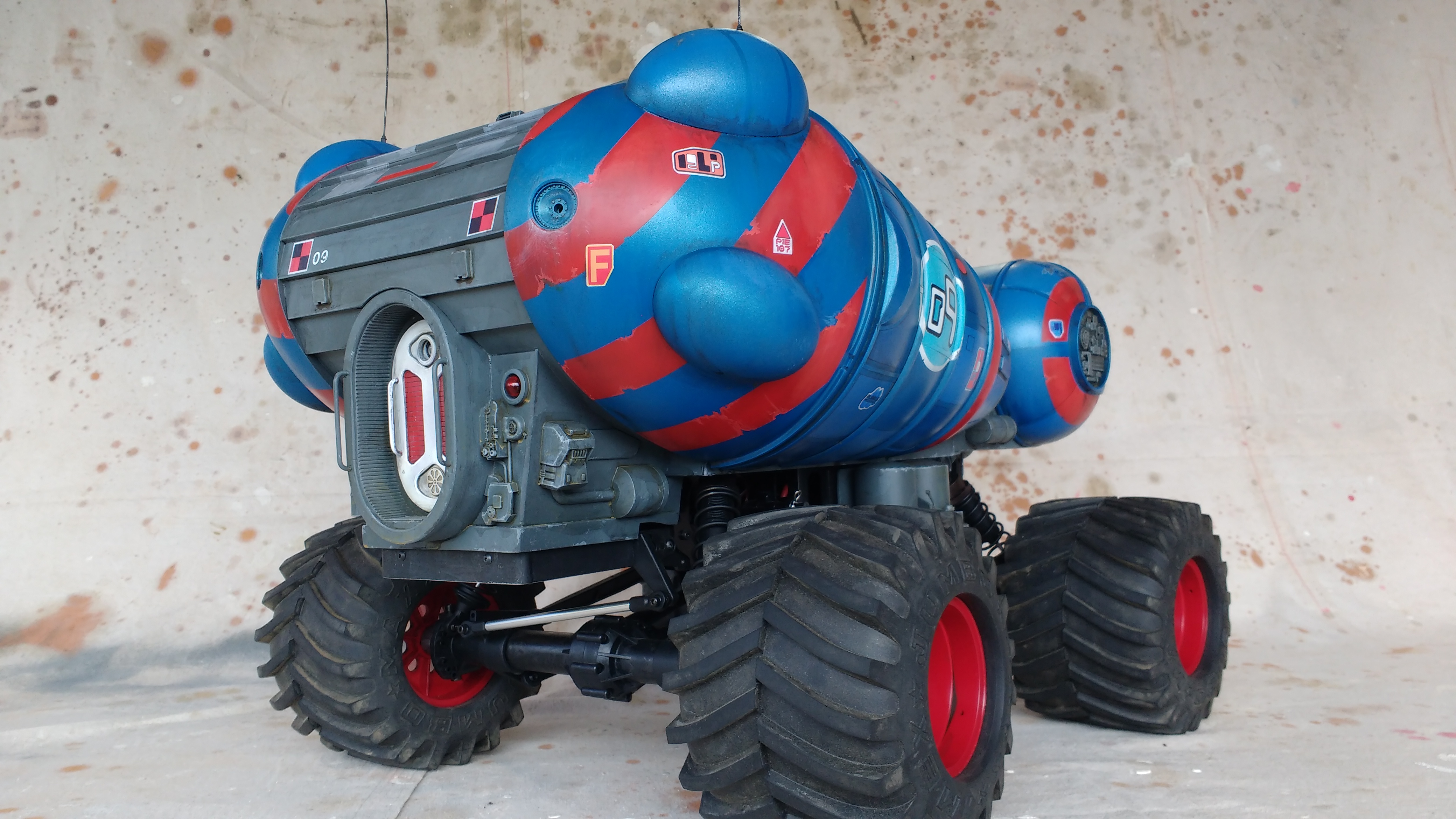 RC Sci Fi: Moon Bug Part 7 completed.