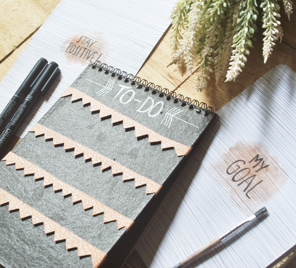 DIY TO DO LIST BOARD FROM OLD CALENDAR