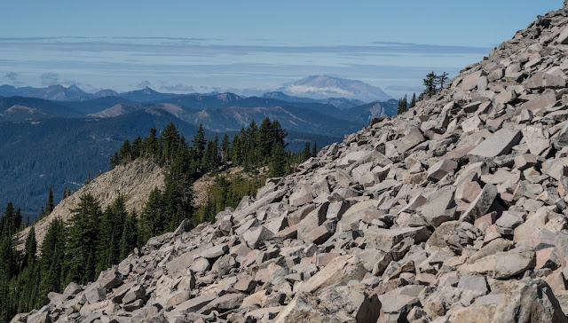 Eric's Hikes: Goat Rocks Wilderness: Goat Lake Loop and Old Snowy