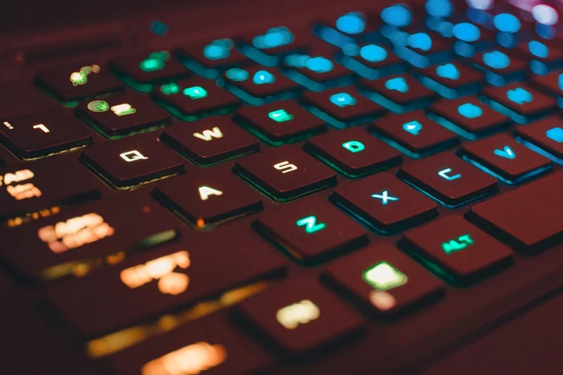 Andalkan Keyboard Canggih, Ini Spesifikasi Lengkap ASUS ROG Zephyrus S17