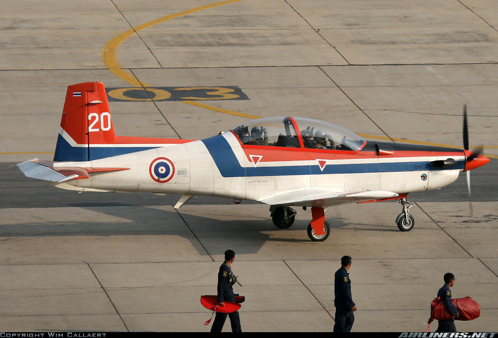 DEFENSE STUDIES: RTAF Plans to Purchase New Training Aircraft