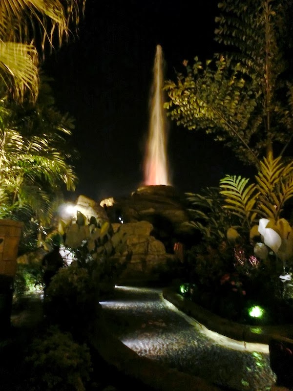 Enjoy - The Lost World of Tambun - Hot Springs & Spa by Night