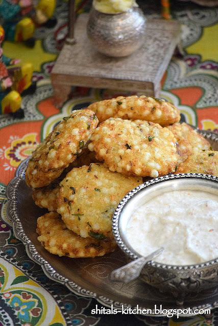 Shital's-Kitchen: Sabudana Wada with Peanut Dip