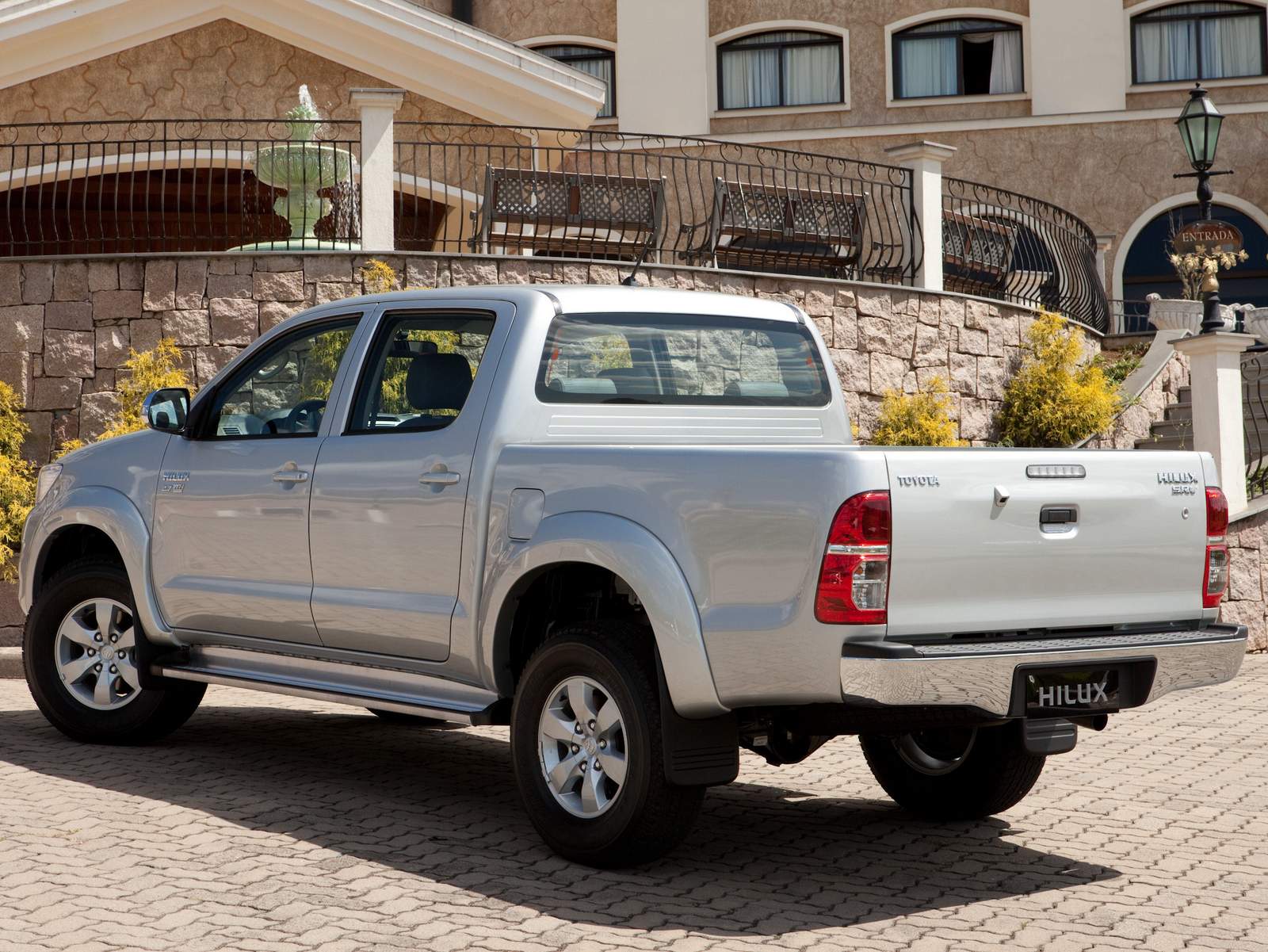 Toyota Hilux e SW4 2012 tem novo motor diesel de 171 cv