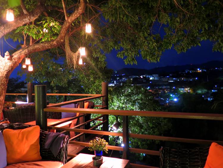 Eye in the Sky: Mesmerizing Culinary Show at Cebu City's Anzani Restaurant