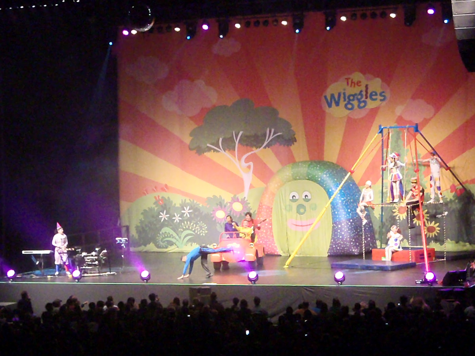 One Quarter Mama: The Wiggles Final Tour