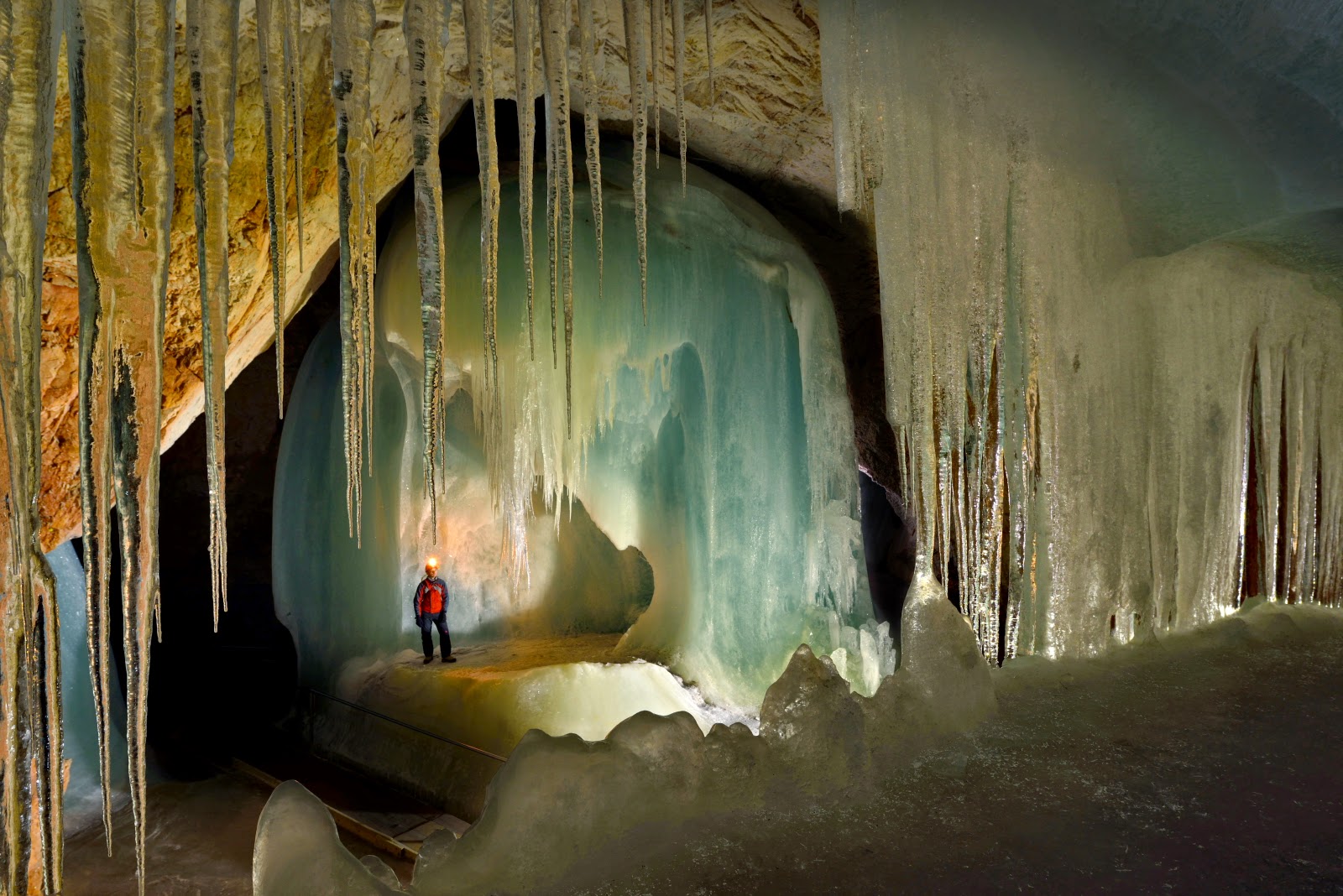12 Unavoidable Things To Do in Austria with your loved ones