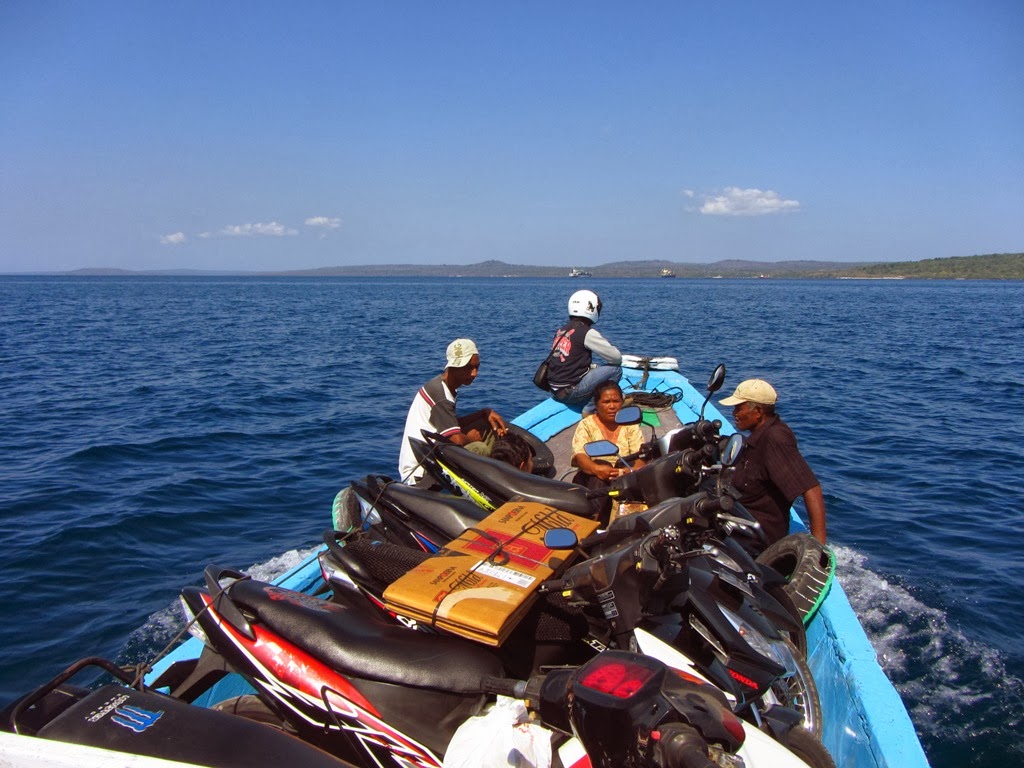 LET'S GO AROUND THE WORLD!!!: PILIH PANTAI SEMAUMU DI PULAU SEMAU!