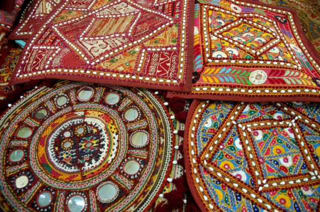 The Enchanting Artistry of Tribal Rabari Women in Kutch, Gujarat: A ...