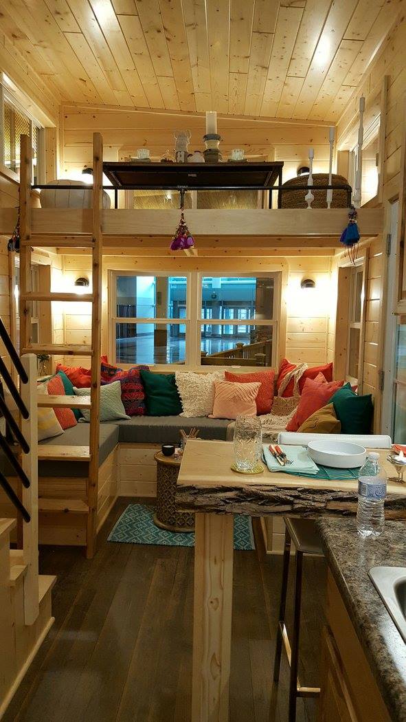 The Getaway By Glenmark Construction [ TINY HOUSE TOWN ]