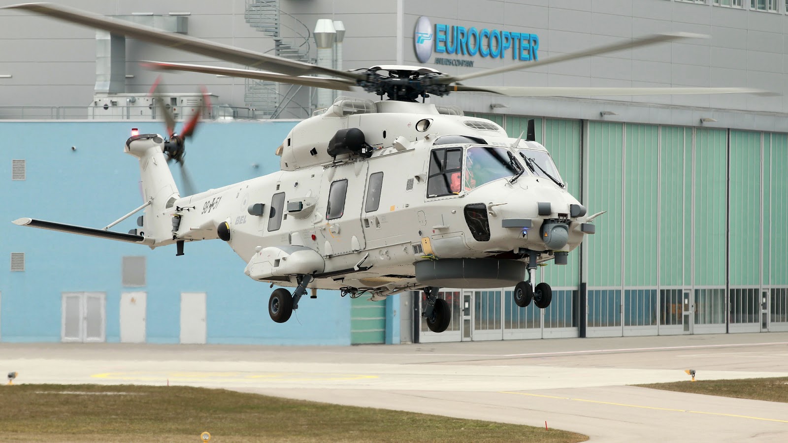 BelgianAviationNews: First Flight of the Belgian Air Force NH90 NFH RN ...