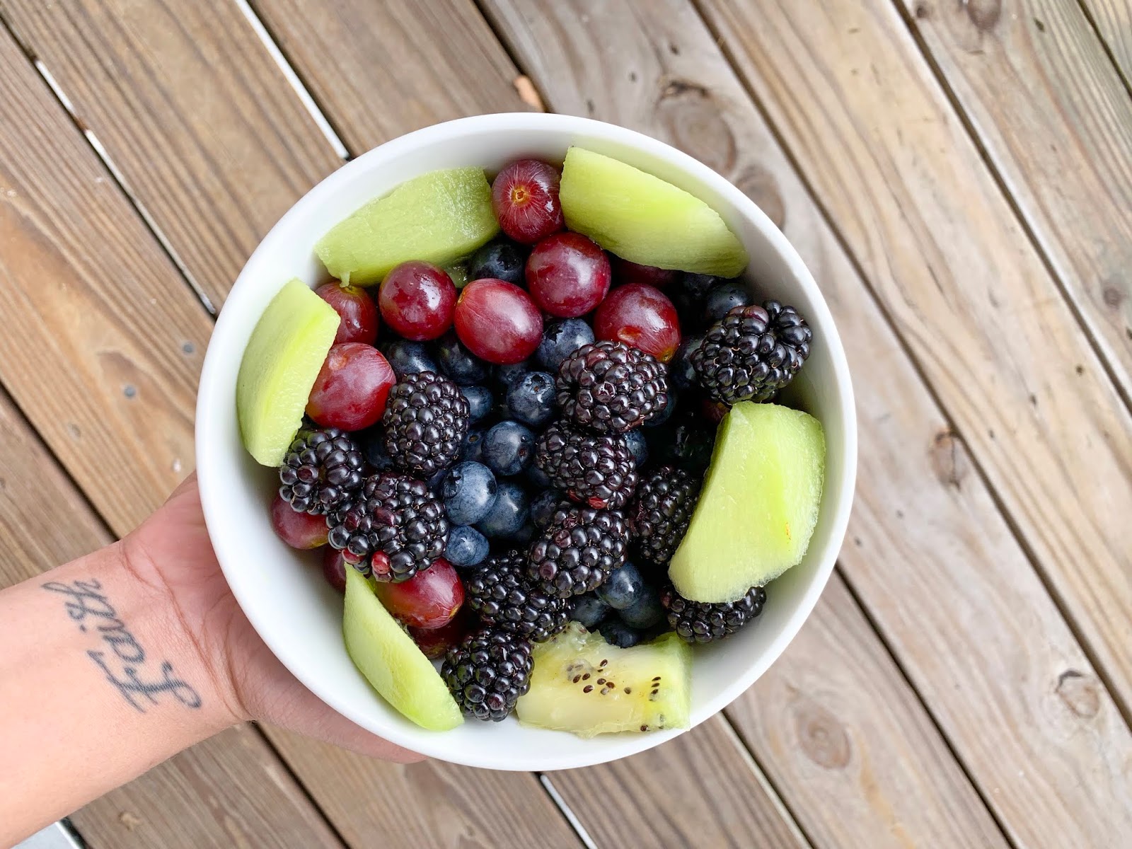 10 Healthiest Fruits You Need To Start Eating Today | The Pretty Girls ...