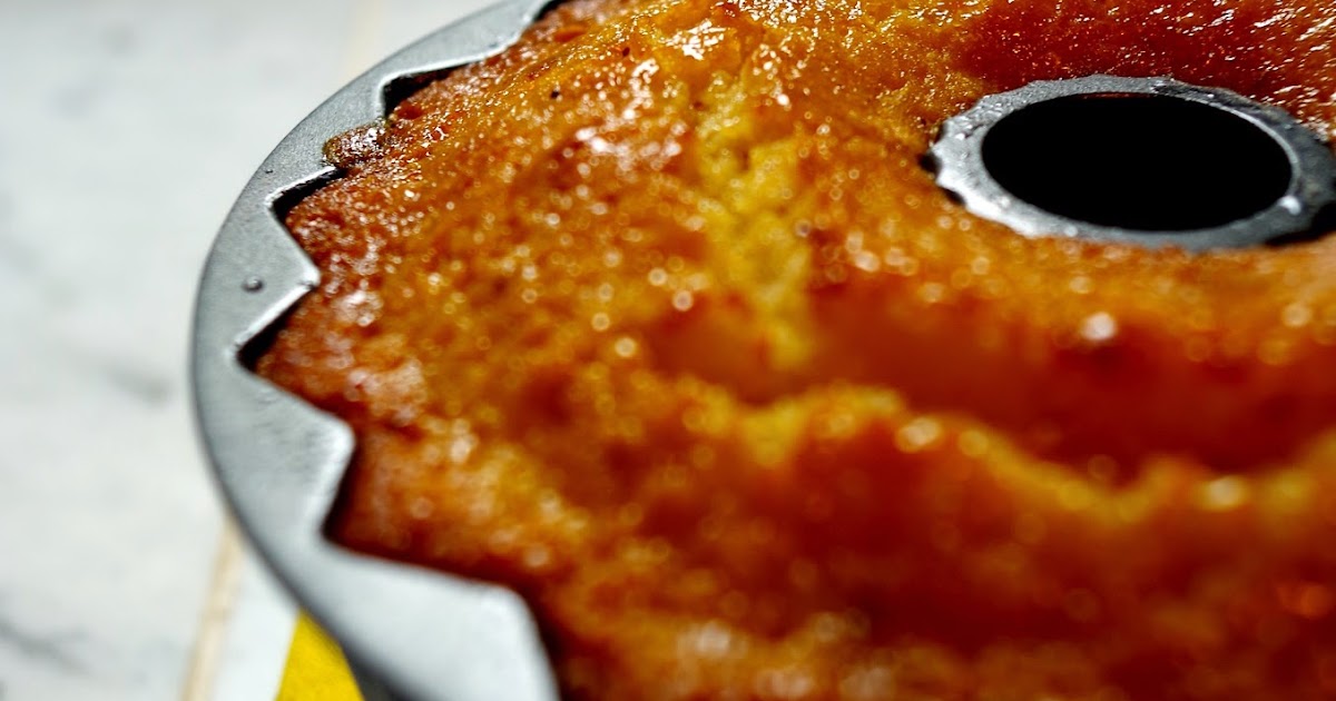 Ottolenghi's Semolina, Coconut and Marmalade Cake