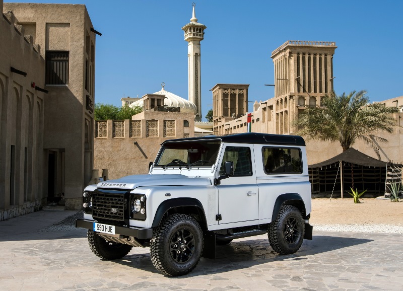 flowtran global: Two millionth Series Land Rover Defender up for ...