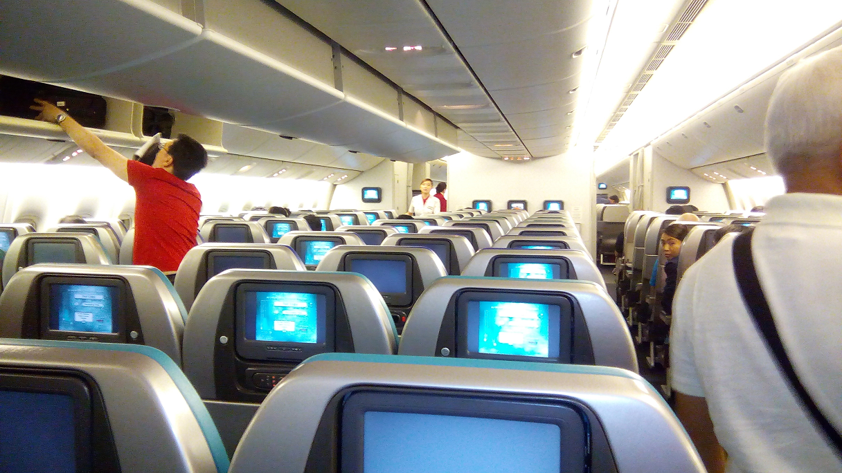 How it's like flying Economy class via Cathay Pacific Air Hong Kong to ...