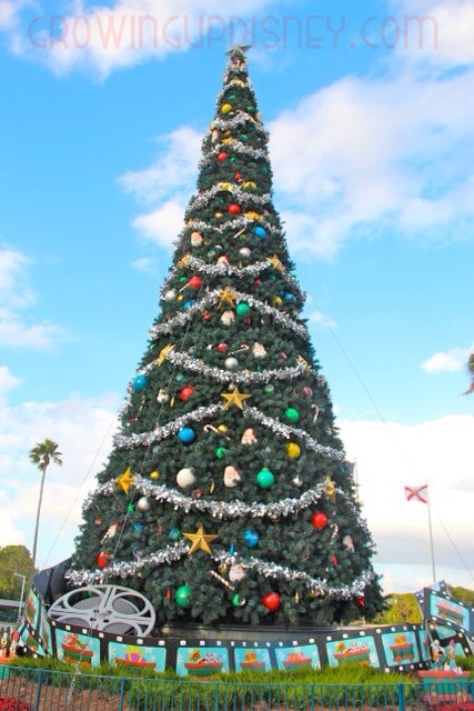 Growing Up Disney: Photo Flashback! Christmas Tree at Hollywood Studios