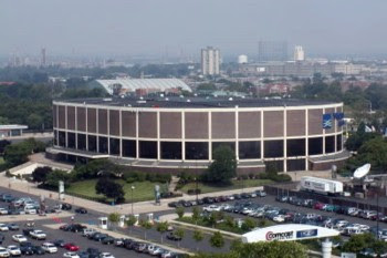 Been Backstage: The Spectrum in Philadelphia