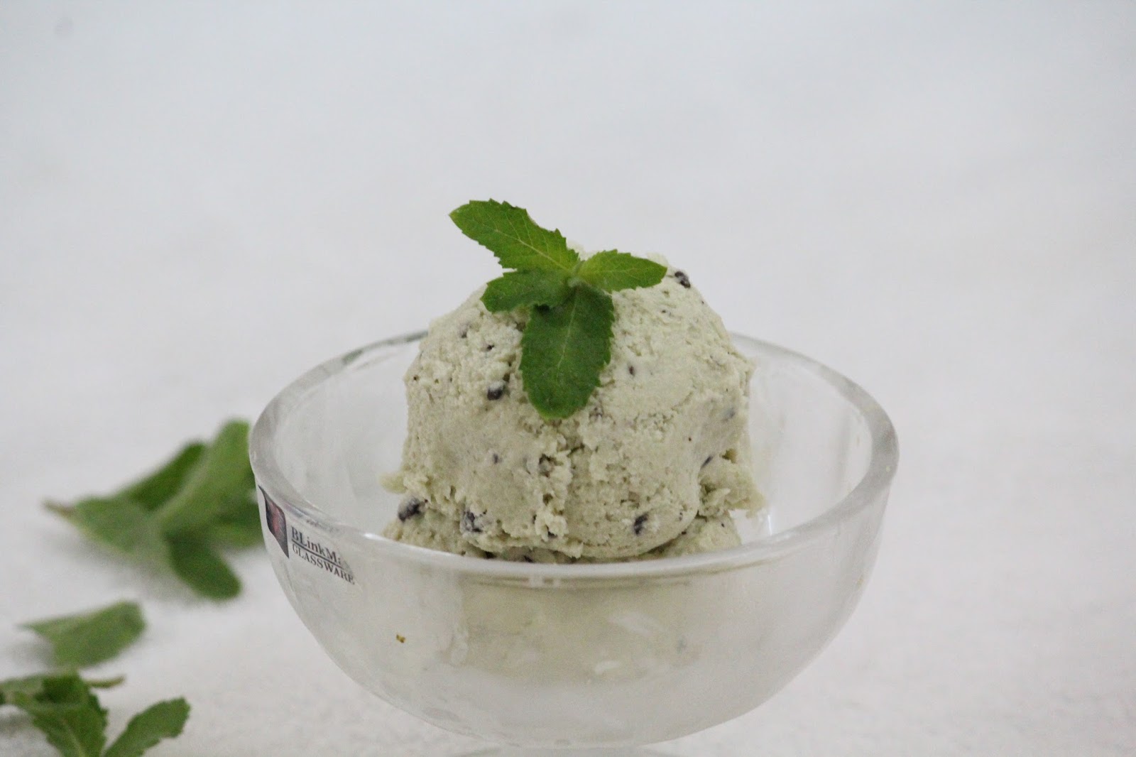 MINT ICE-CREAM / MINT CHOCO CHIPS ICE-CREAM / MINT CHOCOLATE CHIPS ICE ...