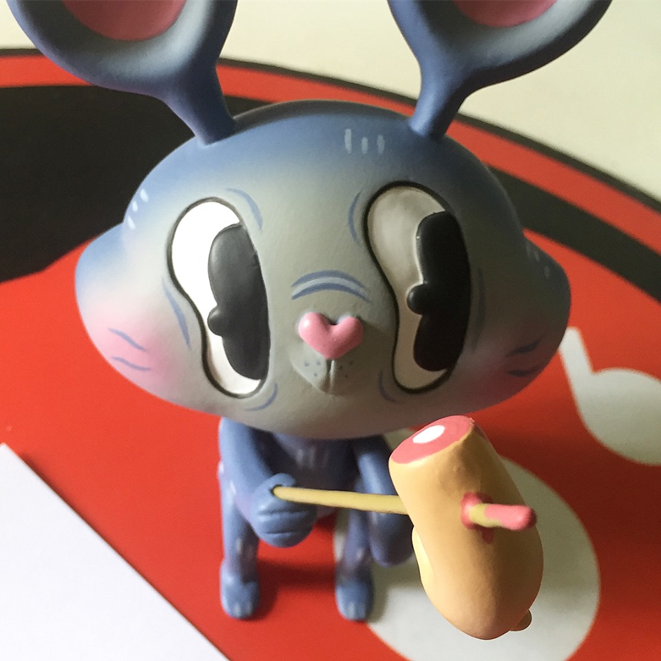 In-Hand Look at BON-BON THE BUNNY from YOII x Wetworks