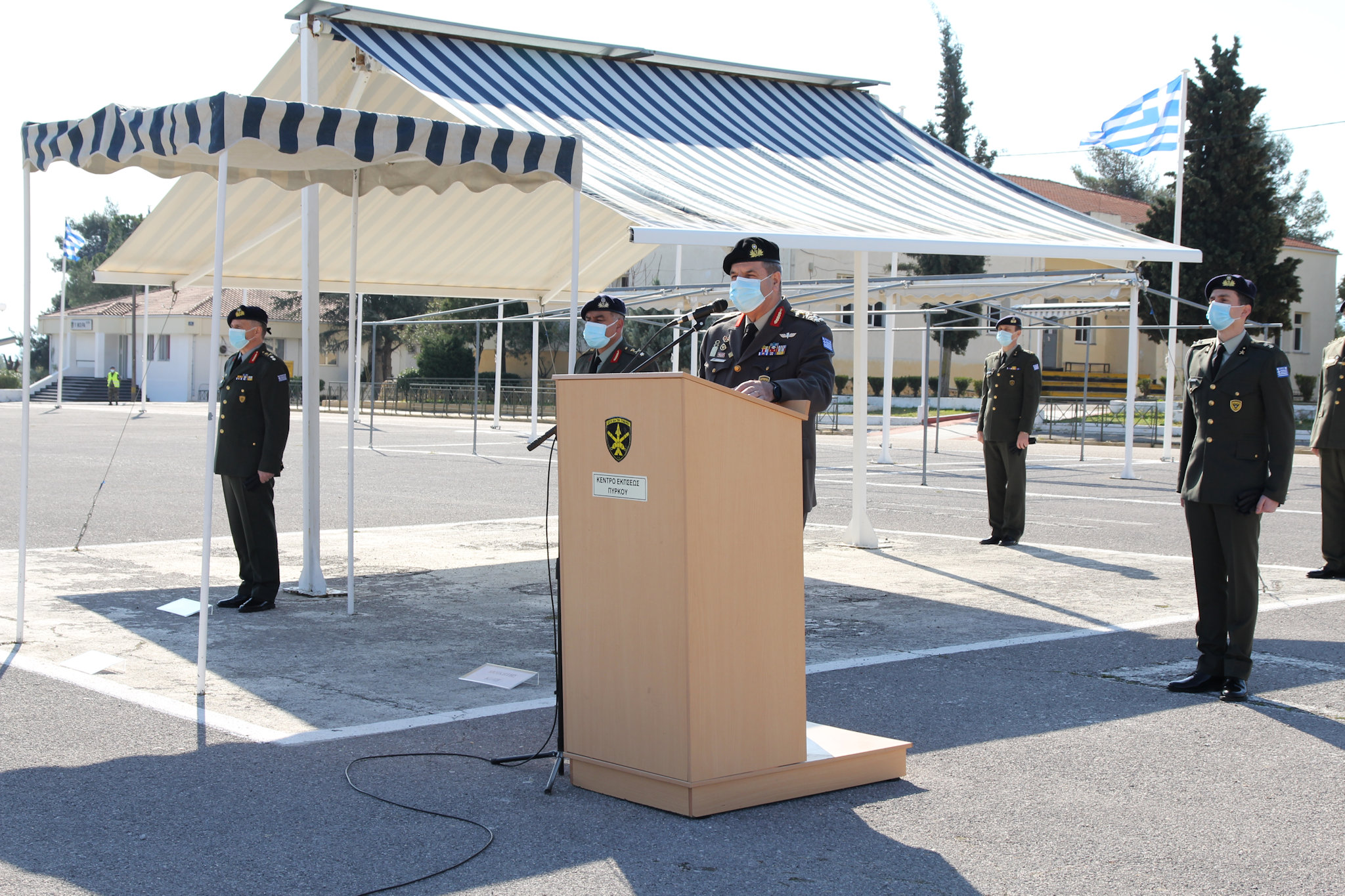 ΓΕΣ: Ορκίστηκαν οι νεοσύλλεκτοι οπλίτες της 2021 Β΄ΕΣΣΟ (12 ΦΩΤΟ)