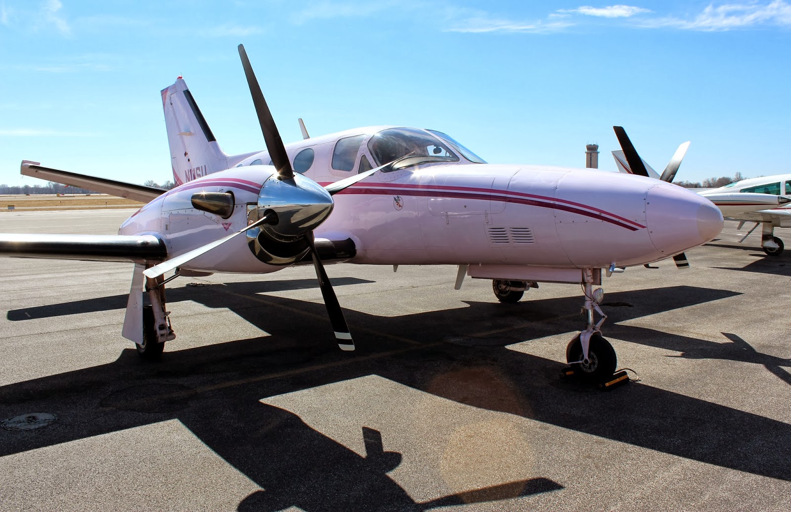The Aero Experience: In the Pink: Dazzling Cessna 425 Conquest Keeps ...