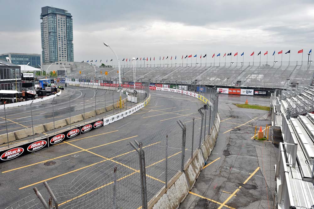 Toronto Grand Prix Tourist - A Toronto Blog: Fan Friday at Honda Indy ...