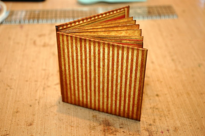 CREATIVITY IS CONTAGIOUS: SIMON SAYS SHOW SOME STRIPES & MINI BOOK TUTORIAL