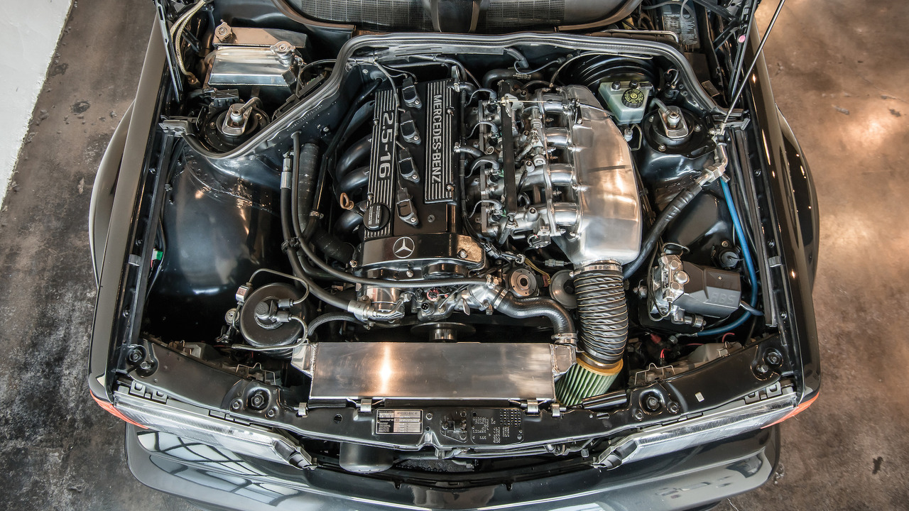 Mercedes-Benz W201 190E 2.5-16 Evolution II on R18 OZ Racing Wheels ...