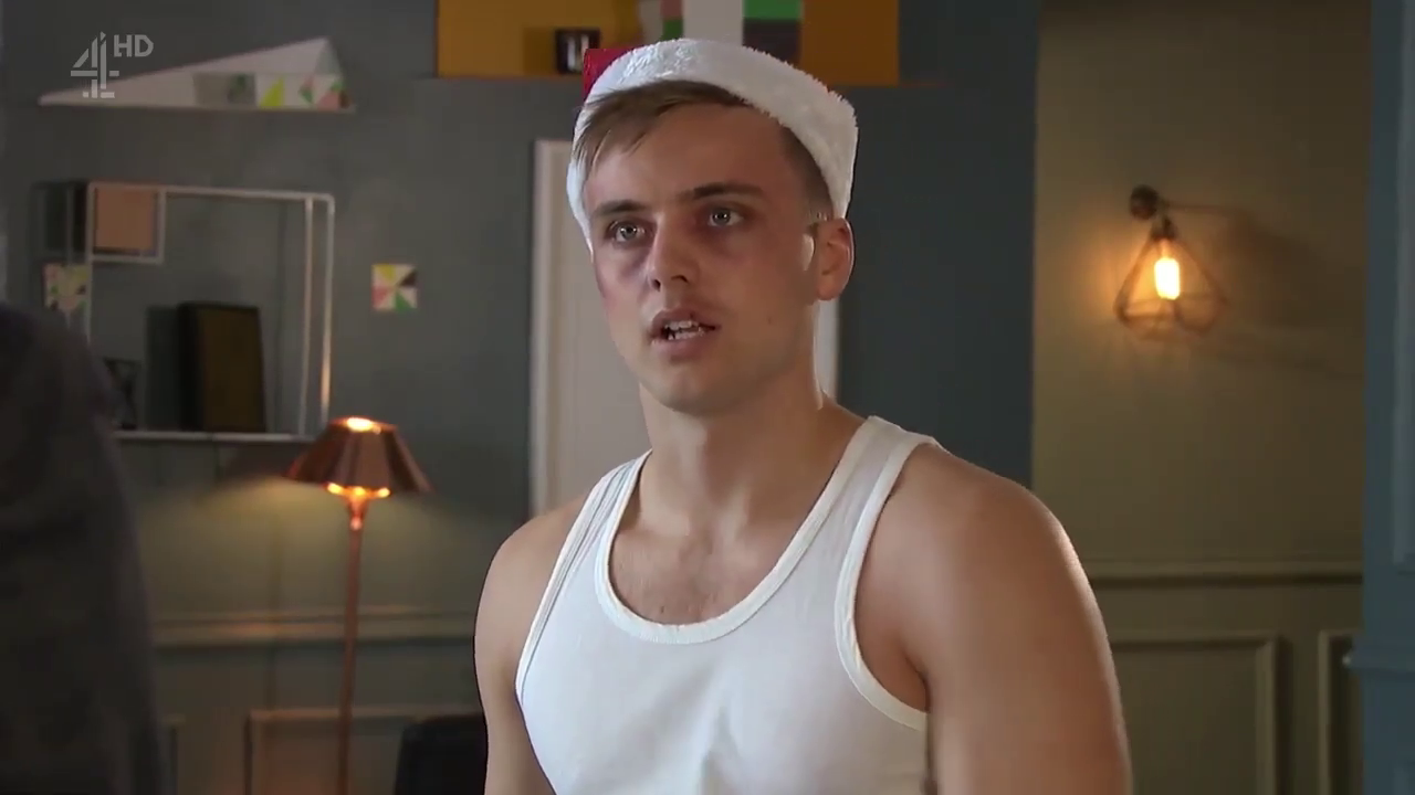 Hollyoaks off the Charts: Parry Glasspool in his boxers (Red)