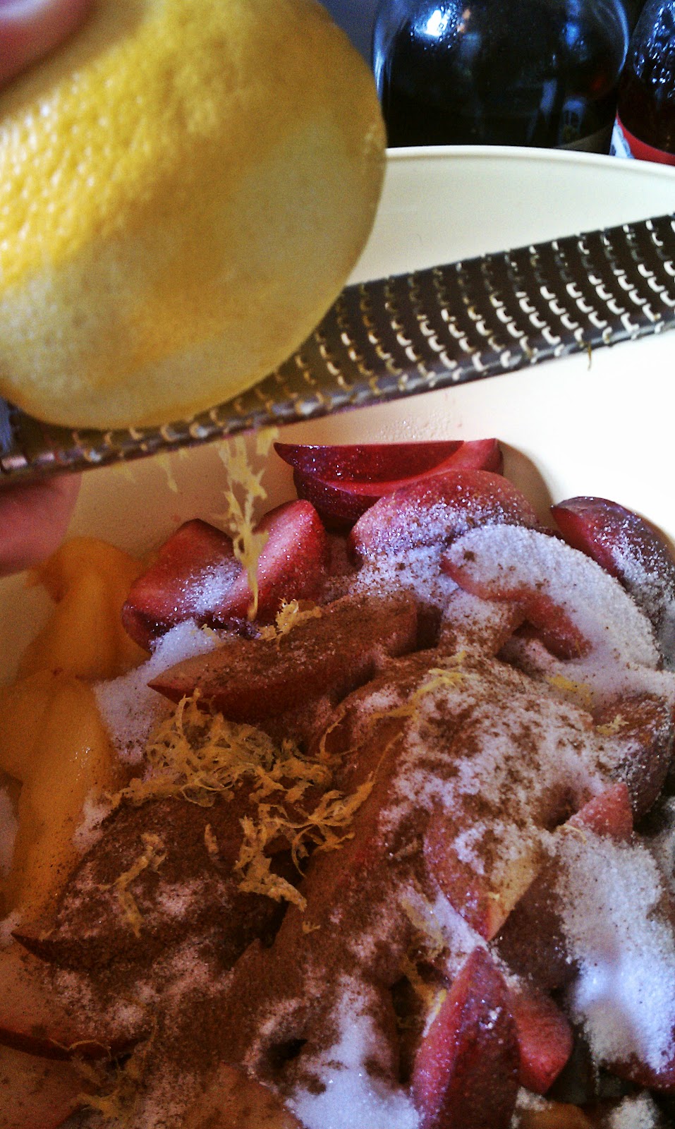 The Gastronomic Mommy: Stone Fruit Summer Crisp The Gastronomic Mommy: Stone Fruit Summer Crisp