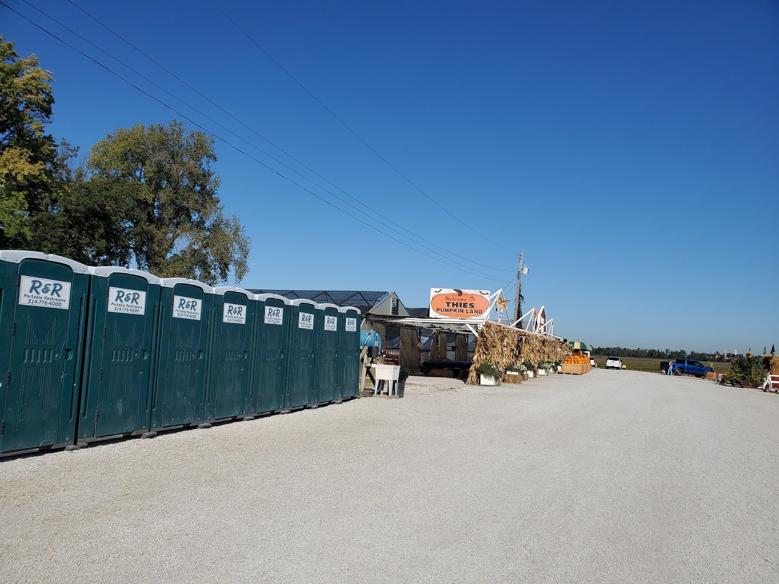 Play St. Louis: Thies Farm (Pumpkinland), Maryland Heights