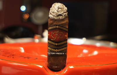 La Flor Dominicana Factory Press IV ~ Crooked Burn: Cigar Reviews From ...