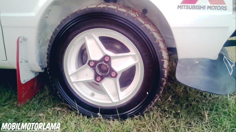 Modifikasi Lancer SL Rally 2 Pintu